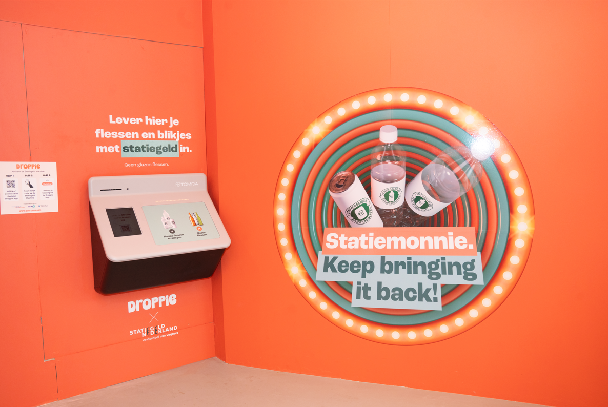 Droppie statiegeldmachine accepteert zak vol blikjes en flesjes