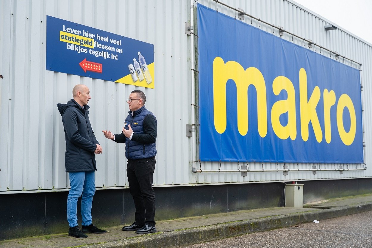 Makro plaatst statiegeldbulk-machines in alle vestigingen